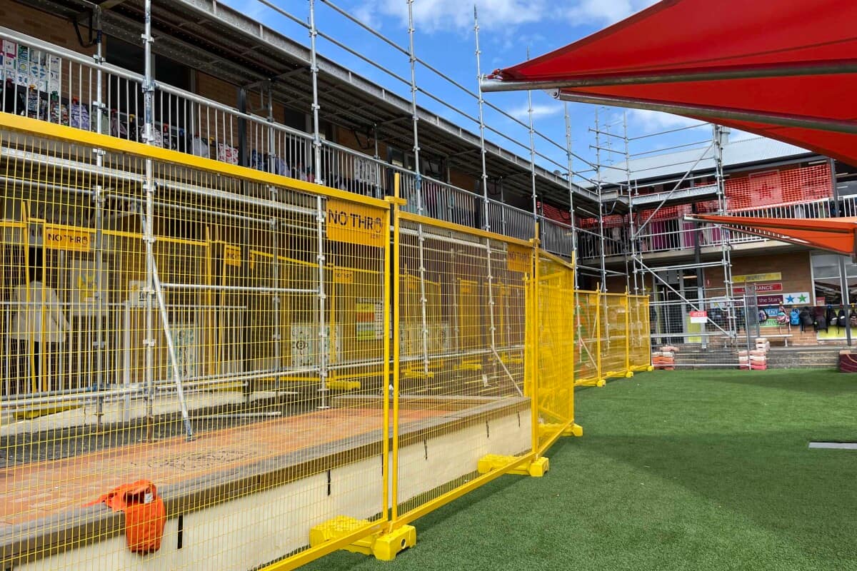 No Thru™ Temporary Fencing - Secure Fence Hire